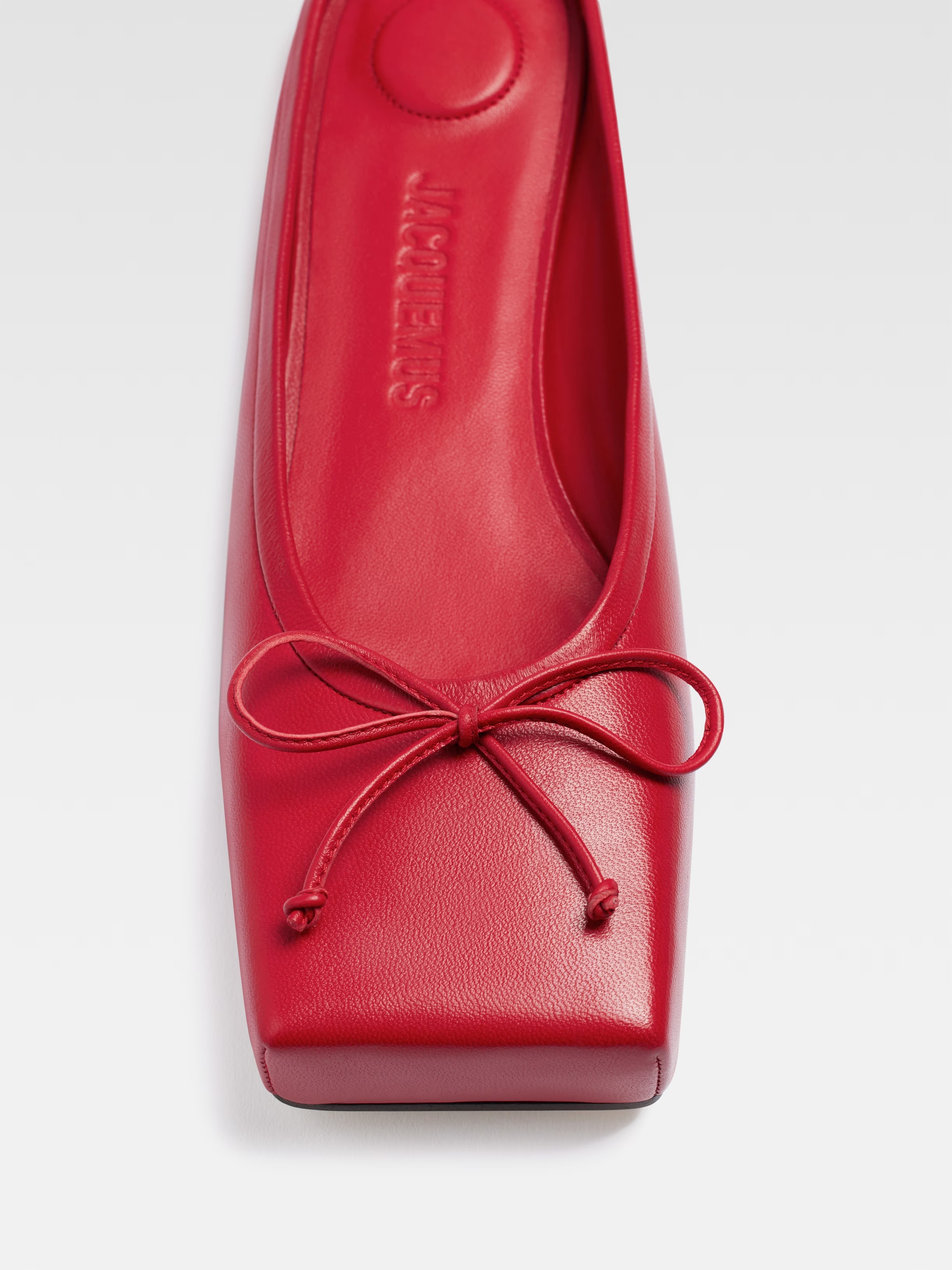 Les mules plates Ballet | JACQUEMUS | Site officiel