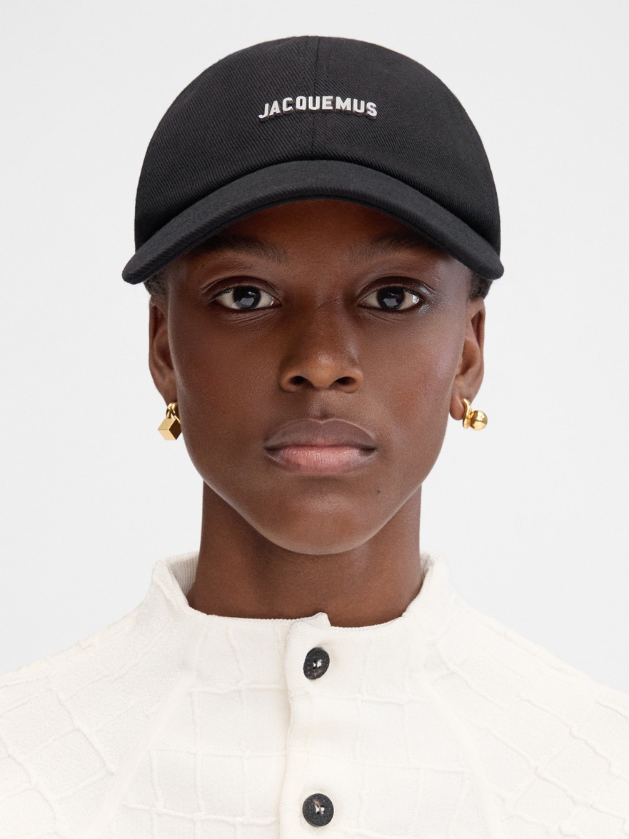 JACQUEMUS | Offizieller Shop | Taschen, Bekleidung & Accessoires