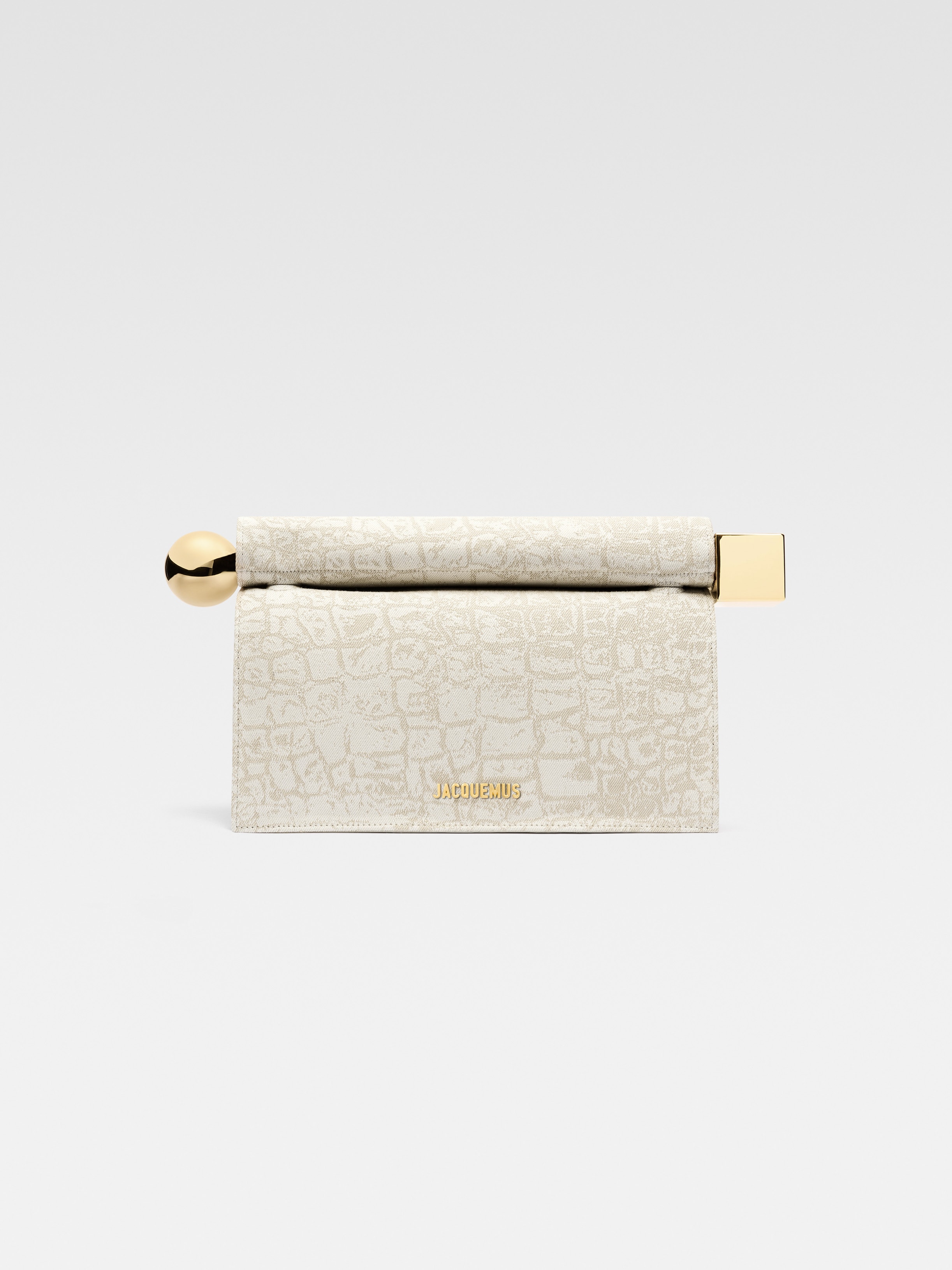 The Rond Carré clutch by JACQUEMUS | Official website