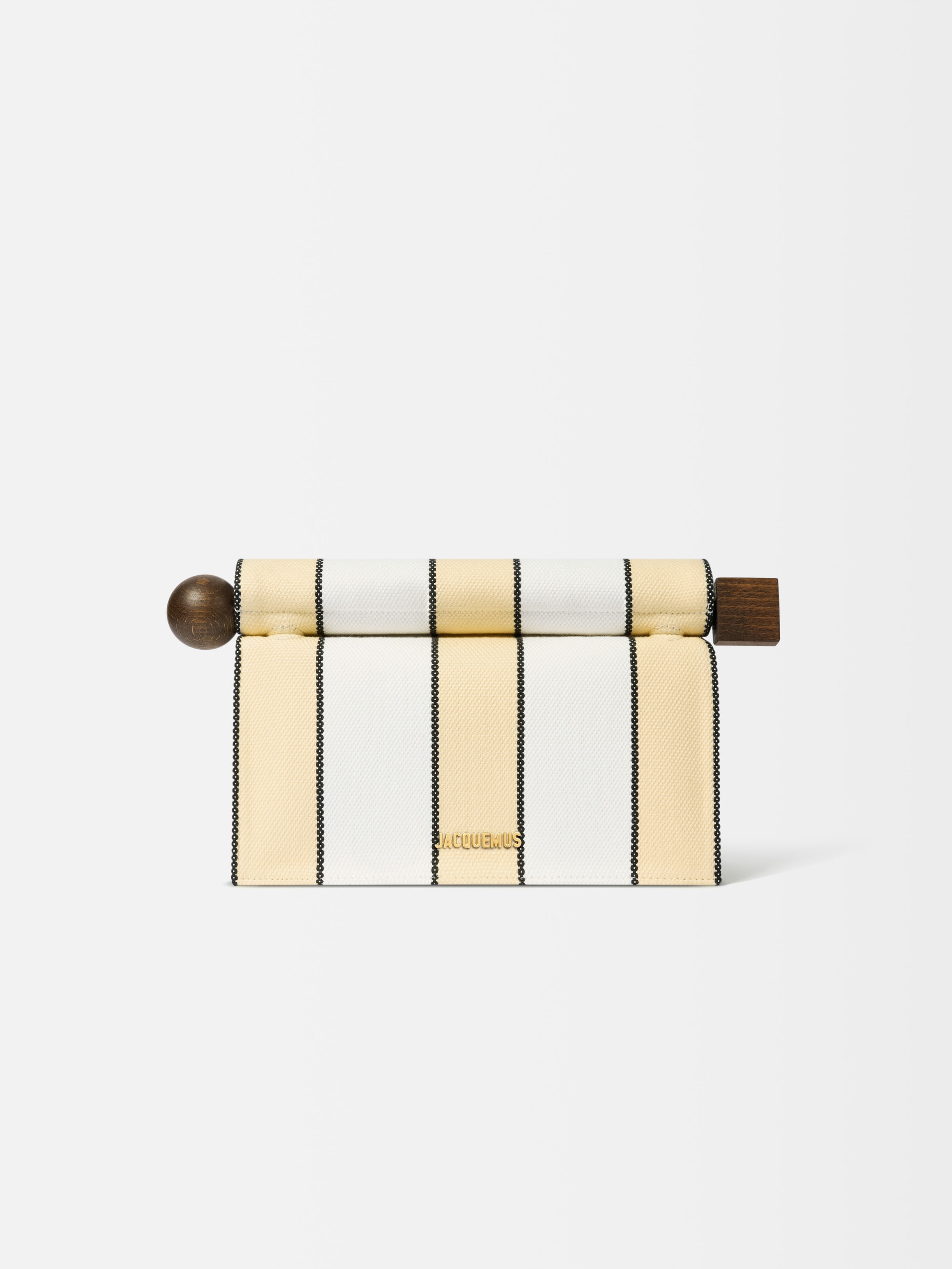 The Rond Carré clutch by JACQUEMUS | Official website