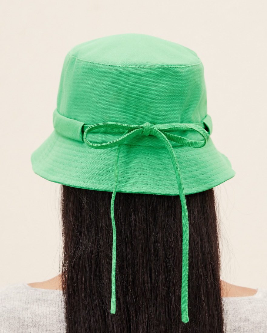 Le bob Gadjo by JACQUEMUS | Official website