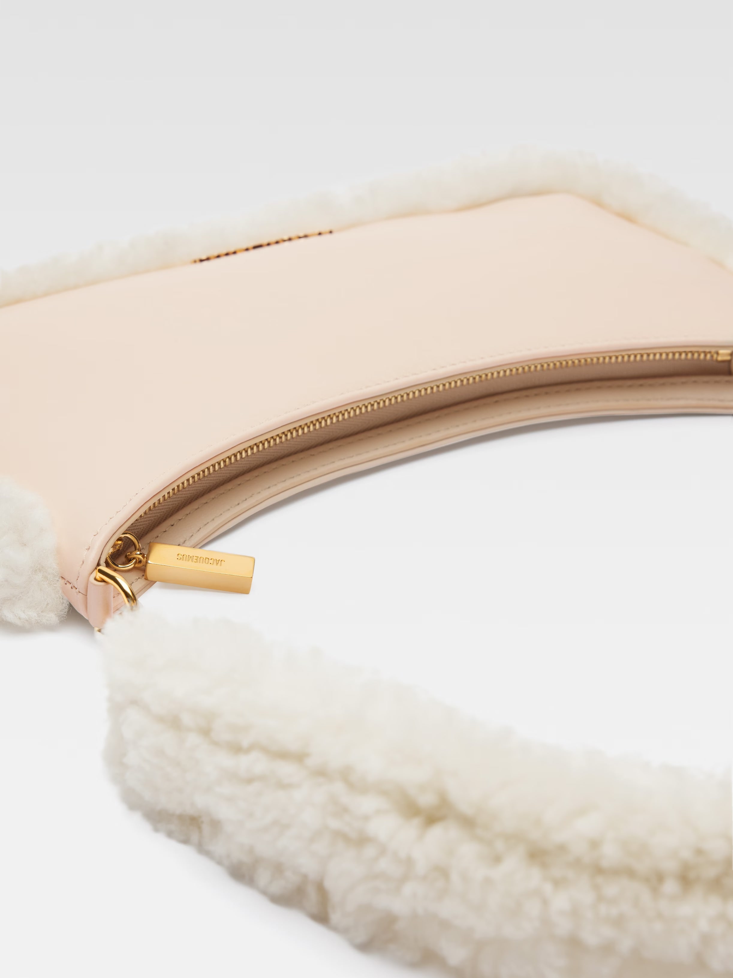 Le Bisou doux by JACQUEMUS | Official website