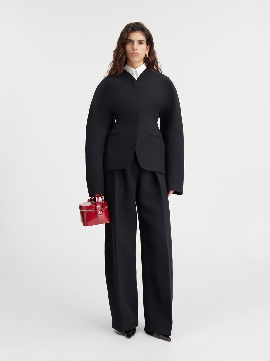 The Ovalo jacket by JACQUEMUS | Official website