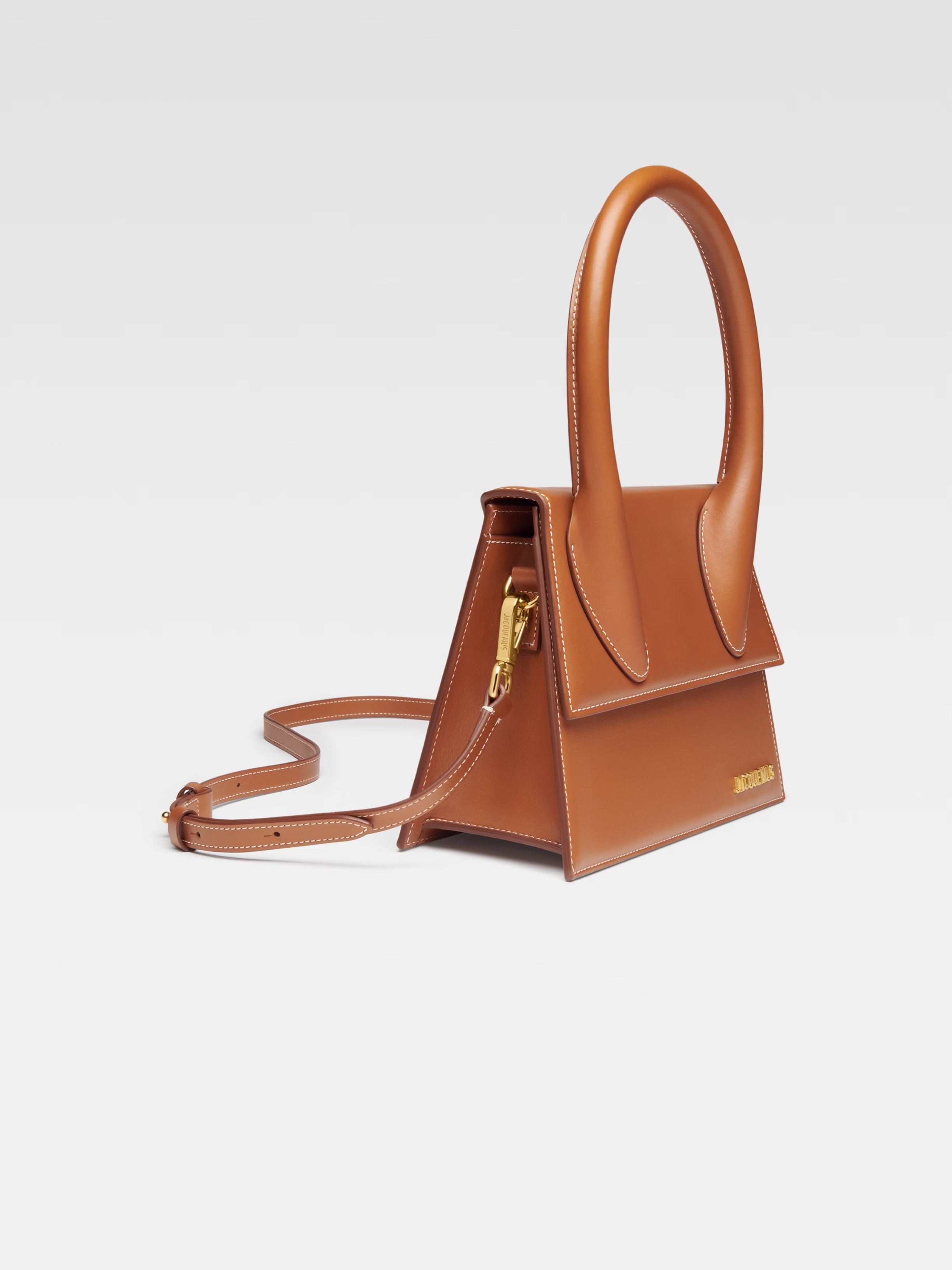 The large Chiquito by JACQUEMUS | Official website