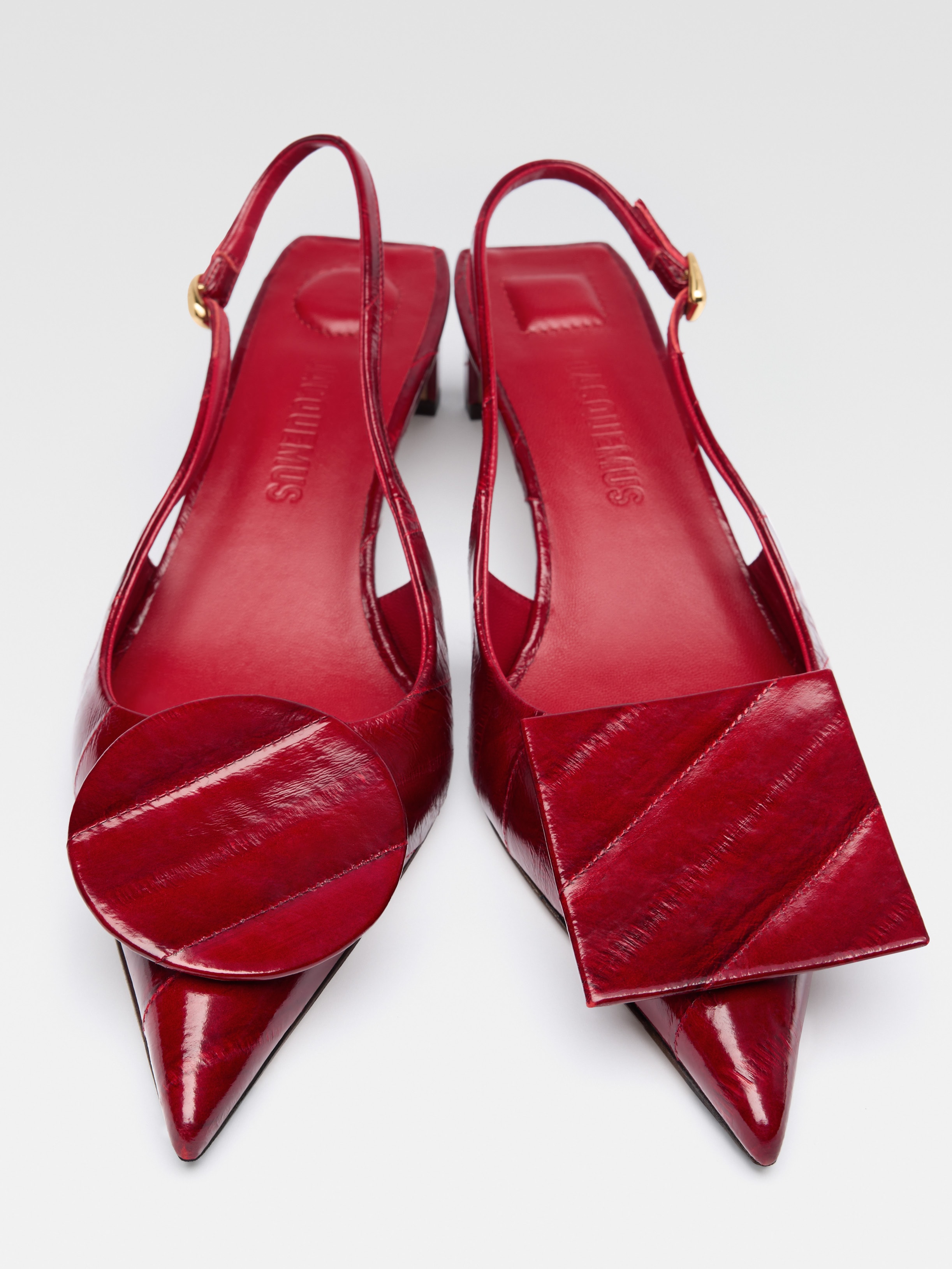 The low Duelo slingbacks by JACQUEMUS | Official website