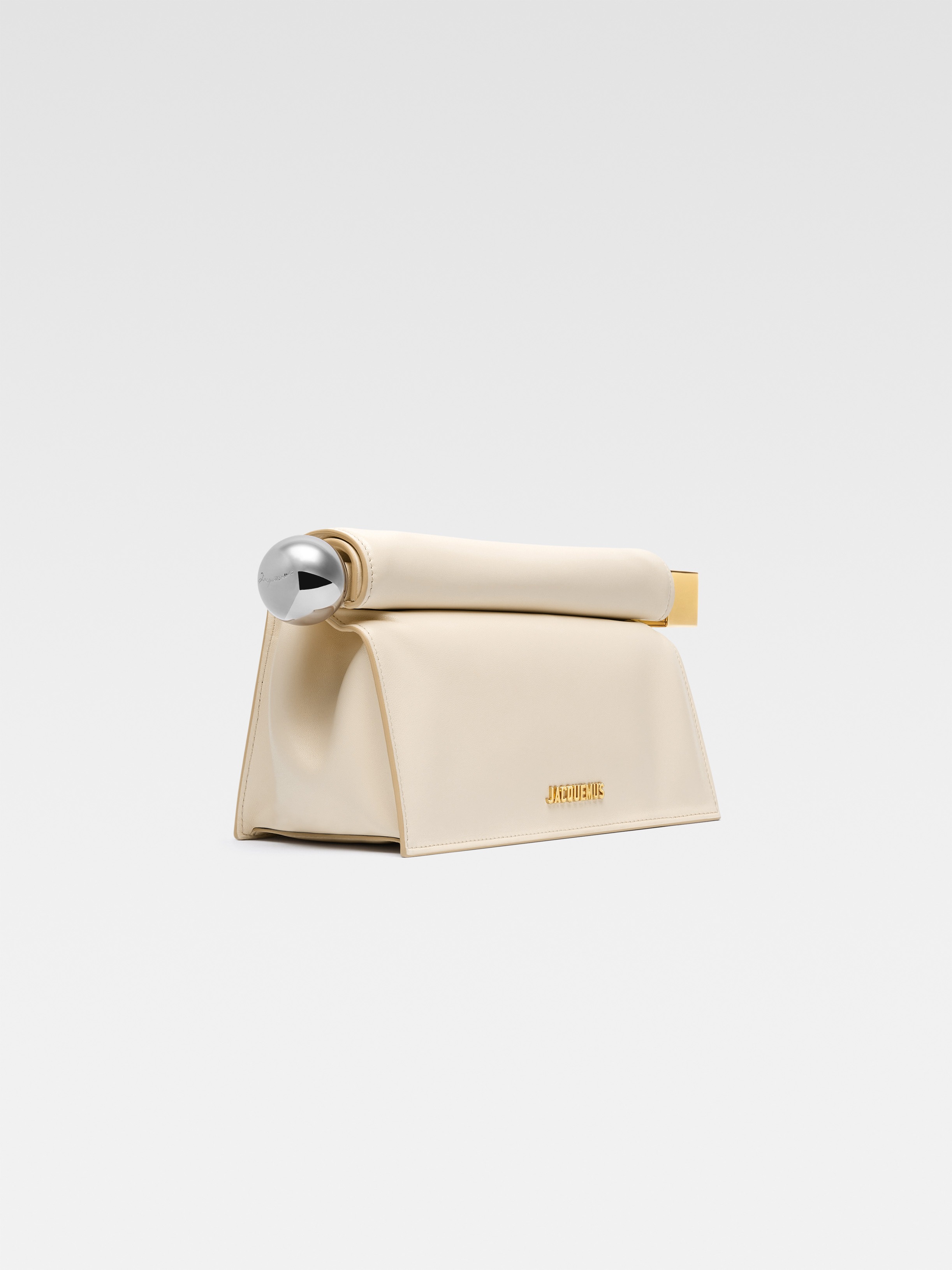 La pochette rond carré by JACQUEMUS | Official website