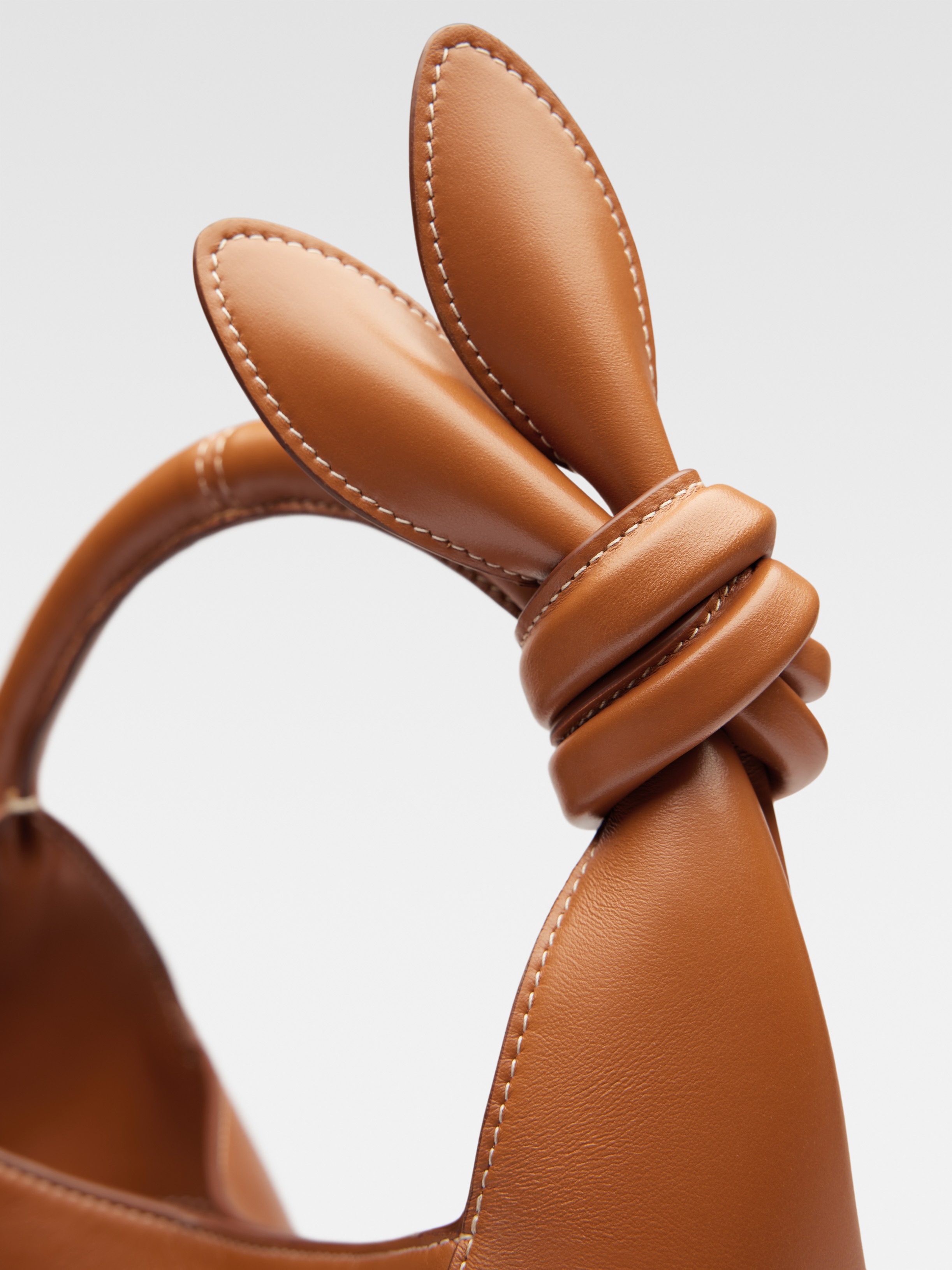 Le petit Tourni by JACQUEMUS | Official website