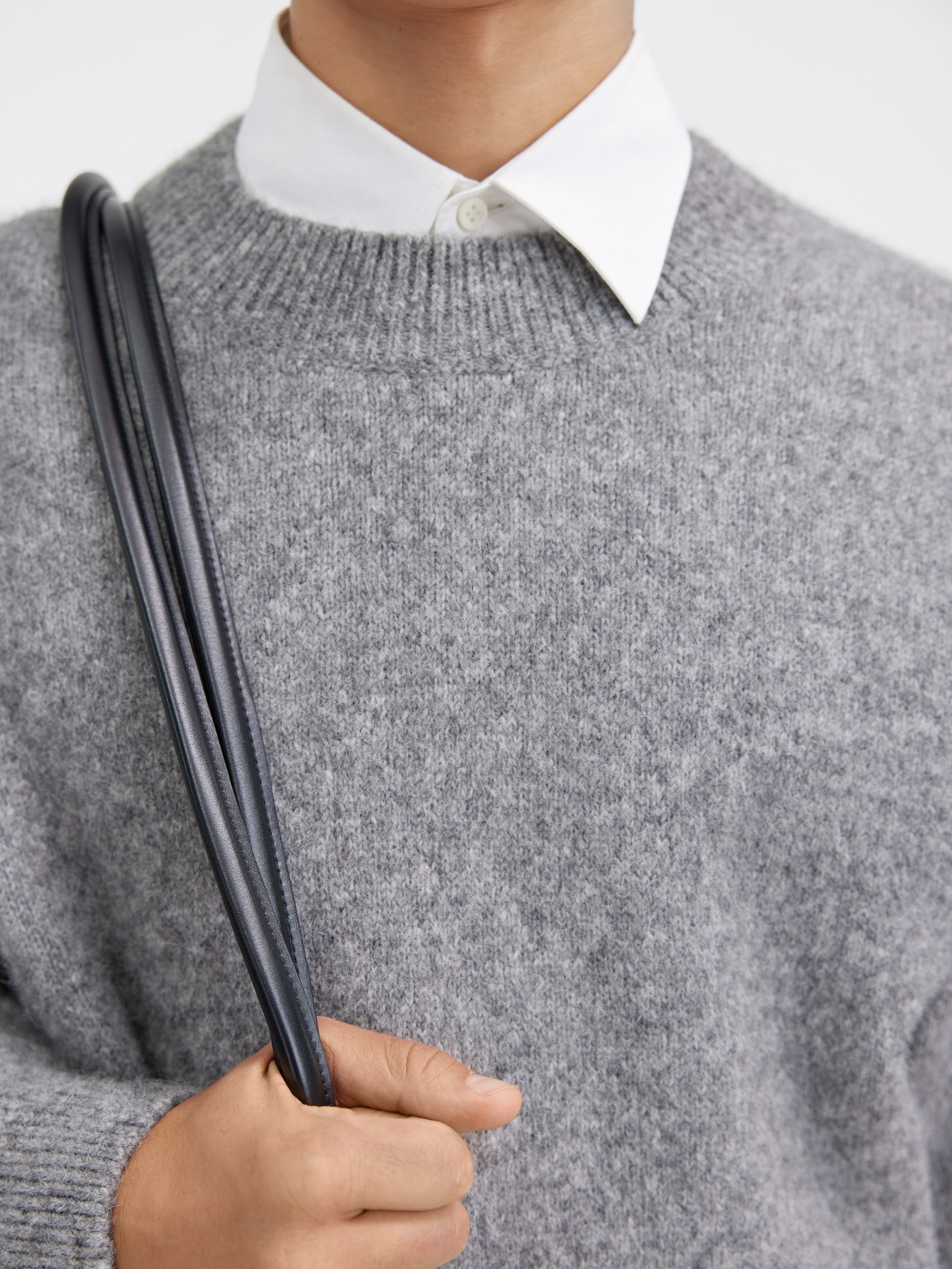 Le pull Jacquemus by JACQUEMUS | Official website