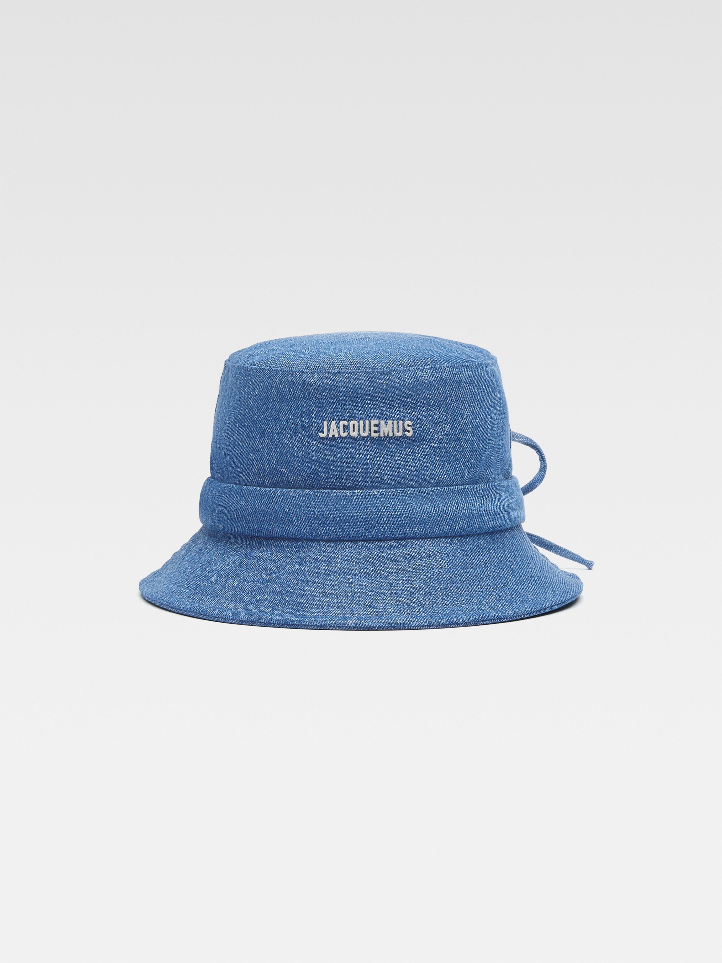Le Bob Gadjo JACQUEMUS Site Officiel Le Bob Gadjo JACQUEMUS Site Officiel