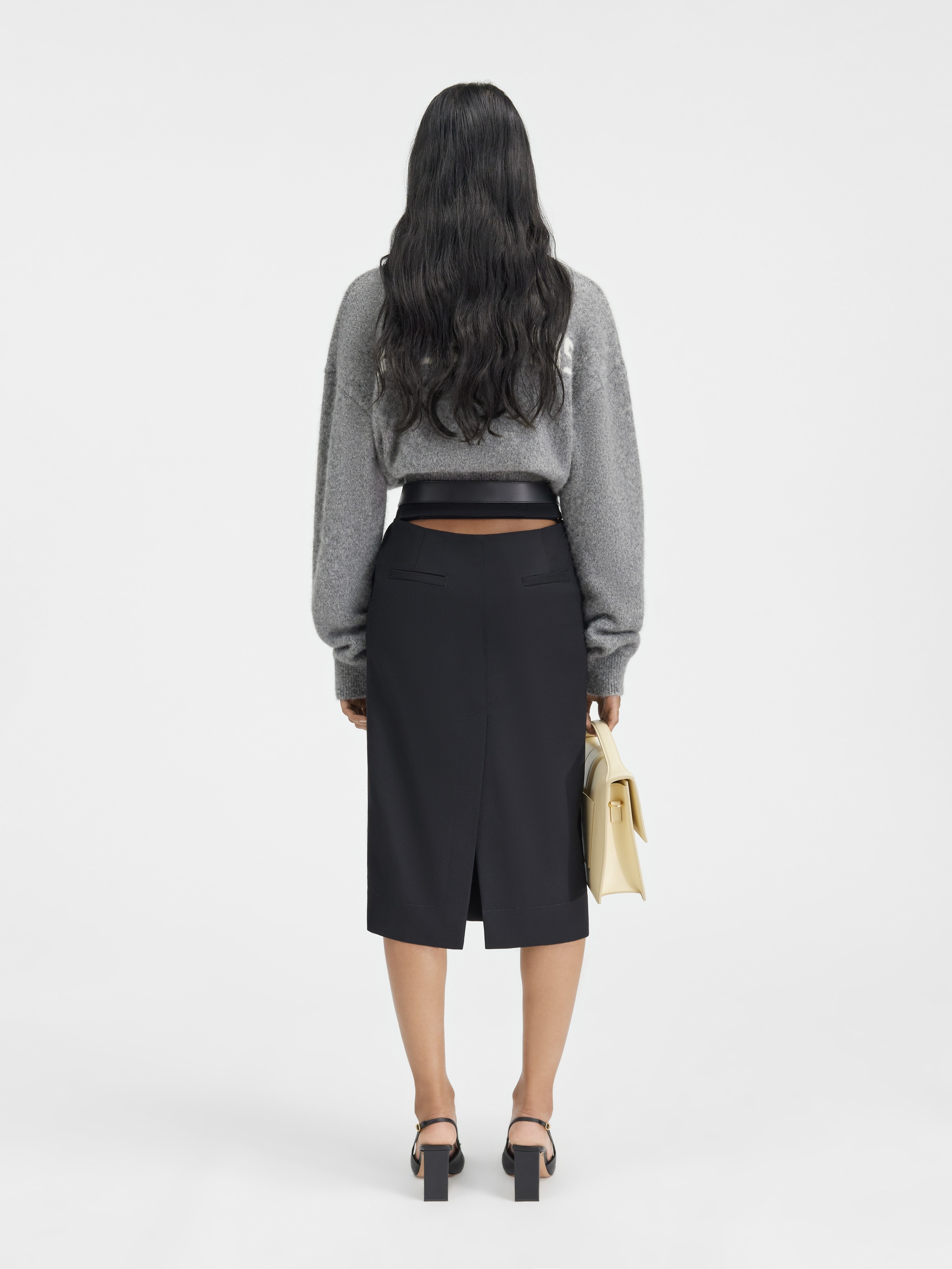 The Bari midi skirt by JACQUEMUS | Official website