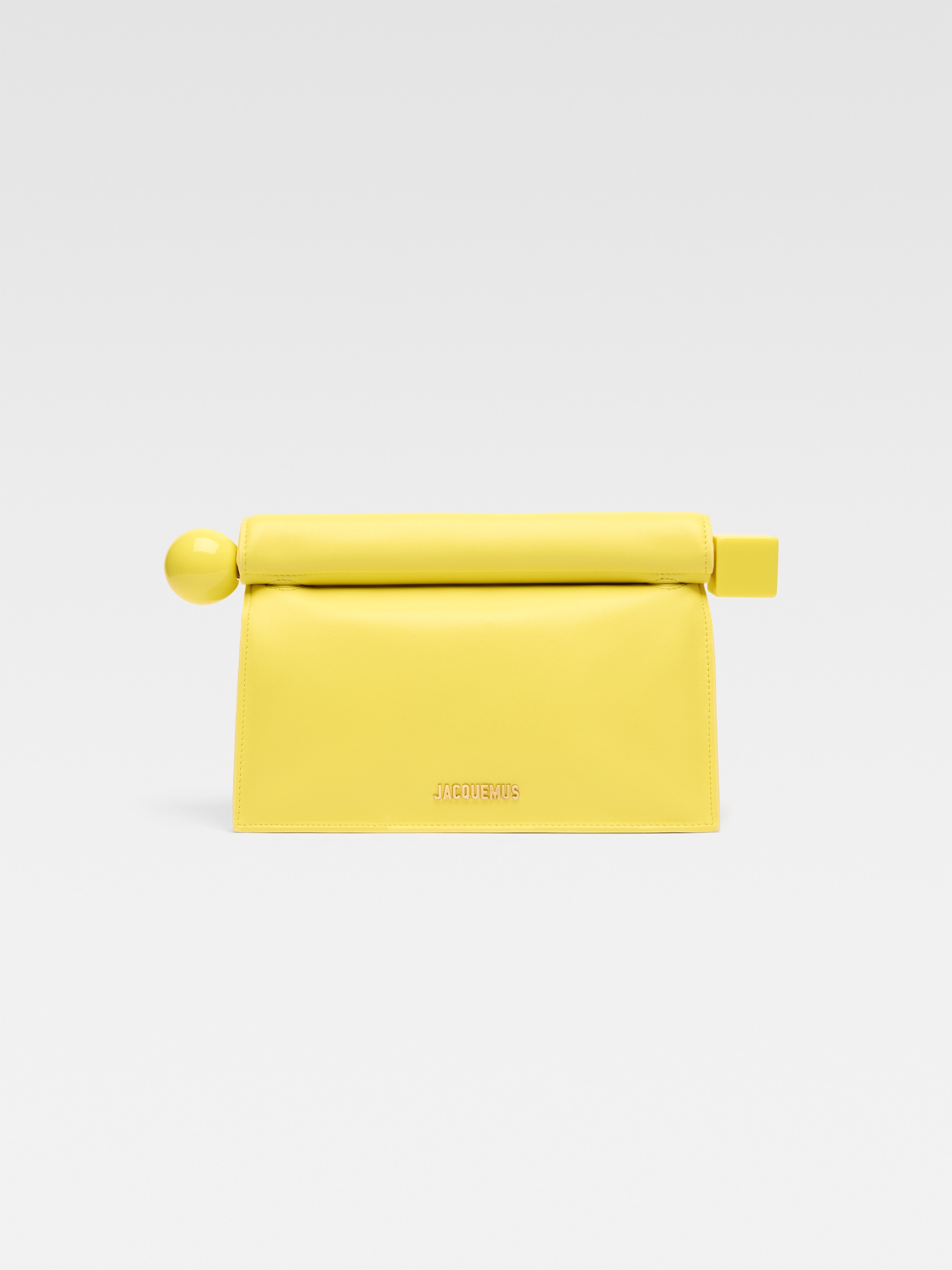 The Rond Carré clutch by JACQUEMUS | Official website