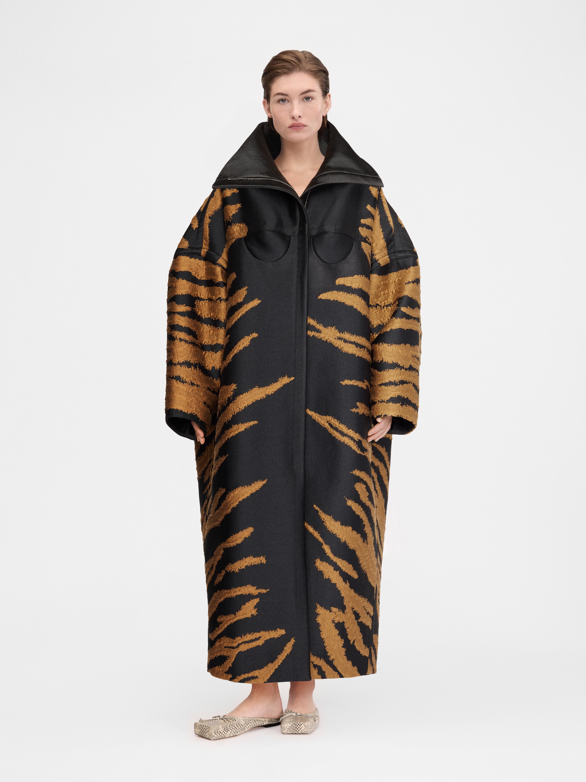 The Norma coat by JACQUEMUS | Official website