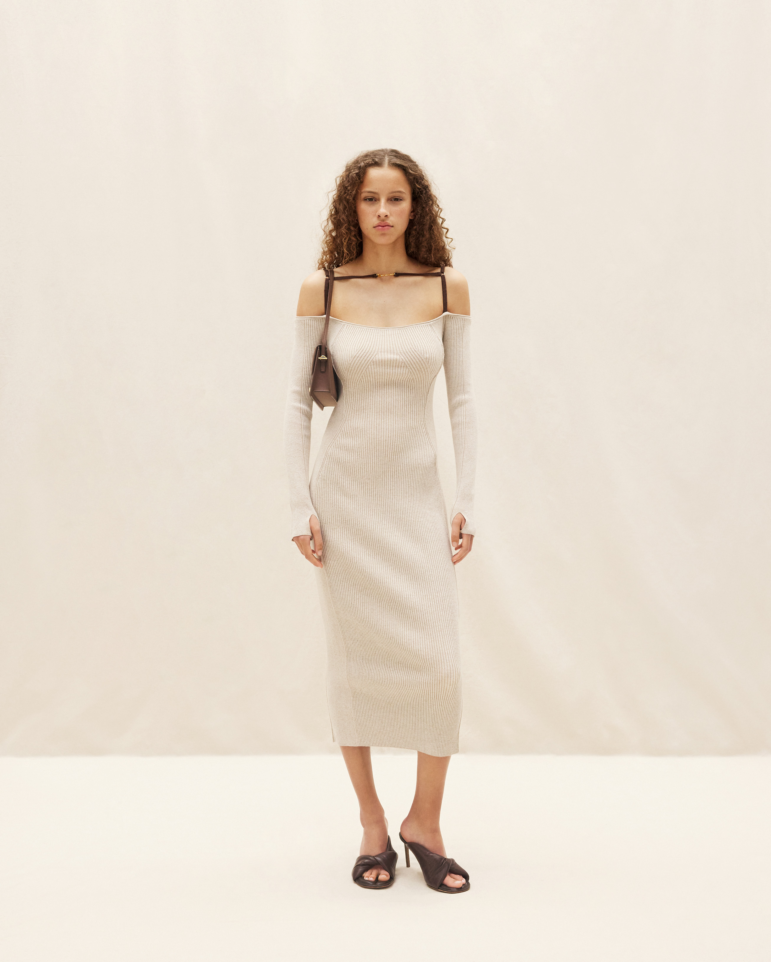La robe Sierra by JACQUEMUS | Official website